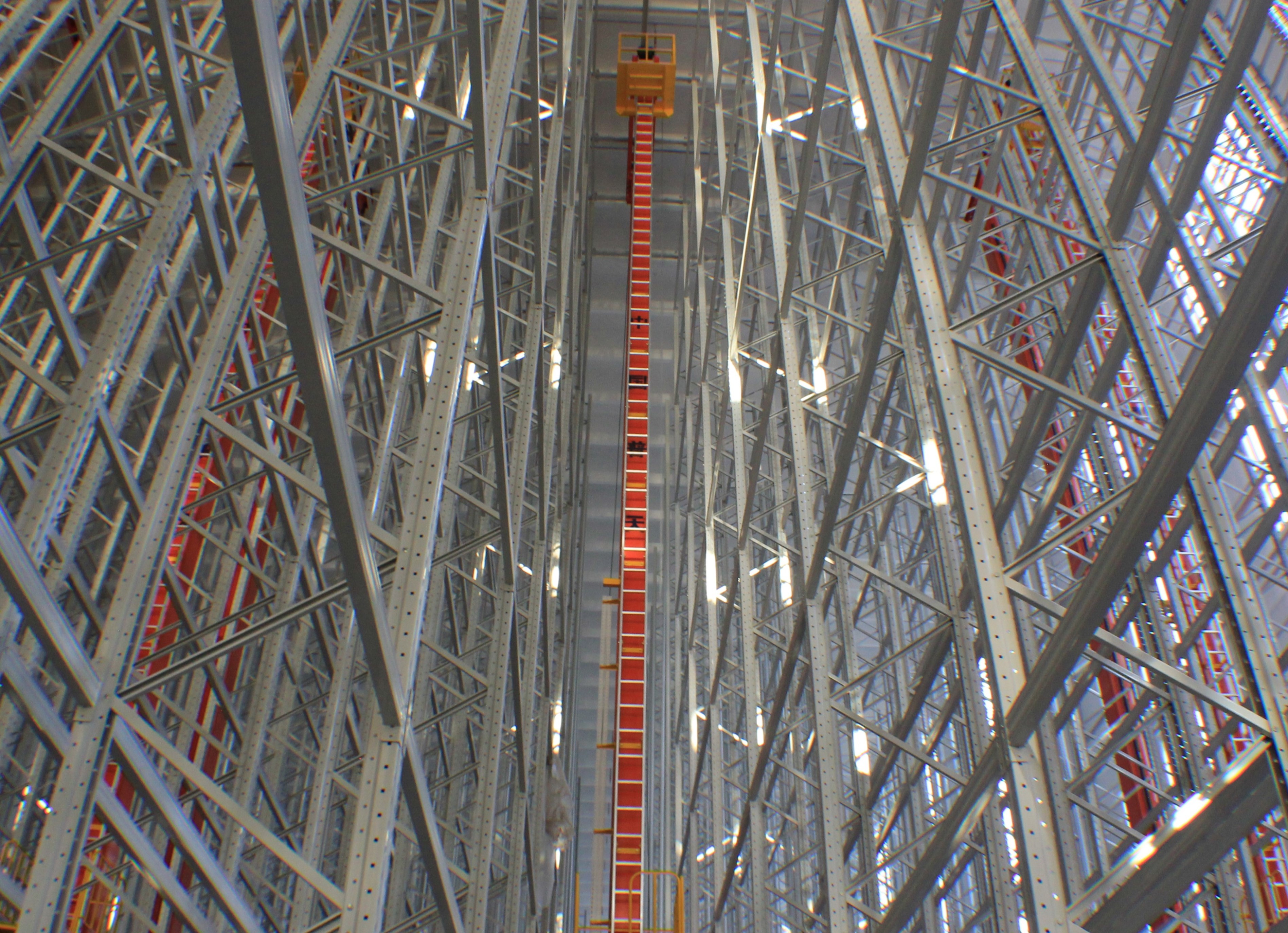 Quality Selective Pallet Racking & Shuttle Pallet Racking factory from ...