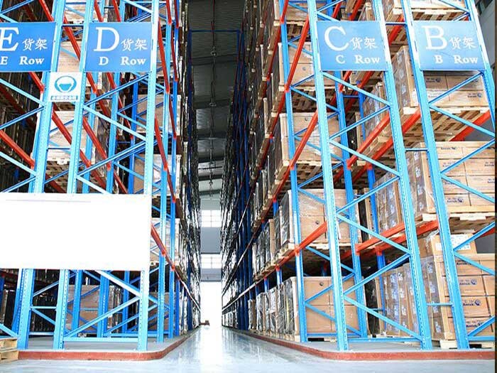Custom Very Narrow Aisle VNA Pallet Racking System 50mm Pitch